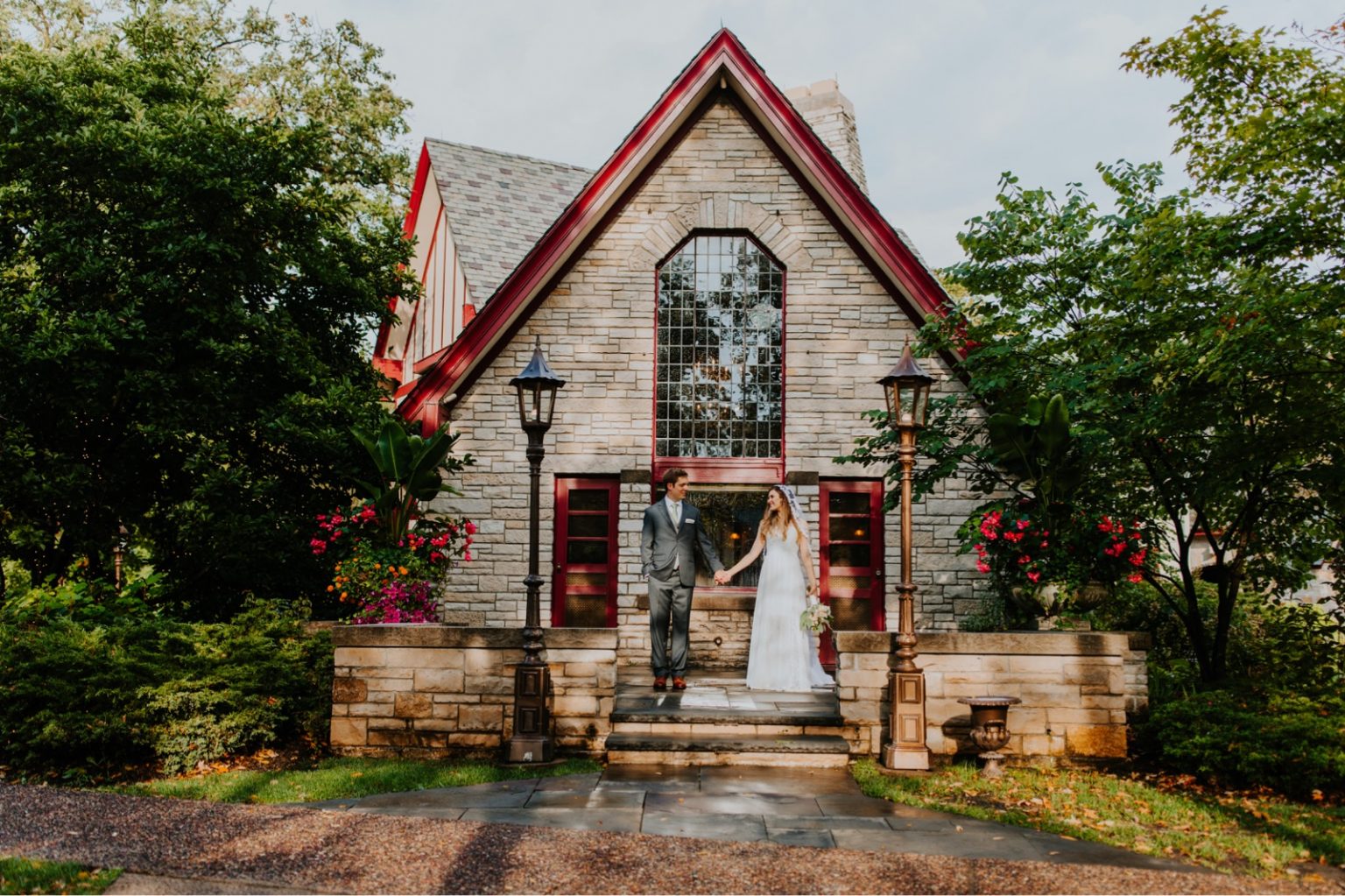 Chicago Redfield Estate Wedding Photos Hanna Walkowaik Photography
