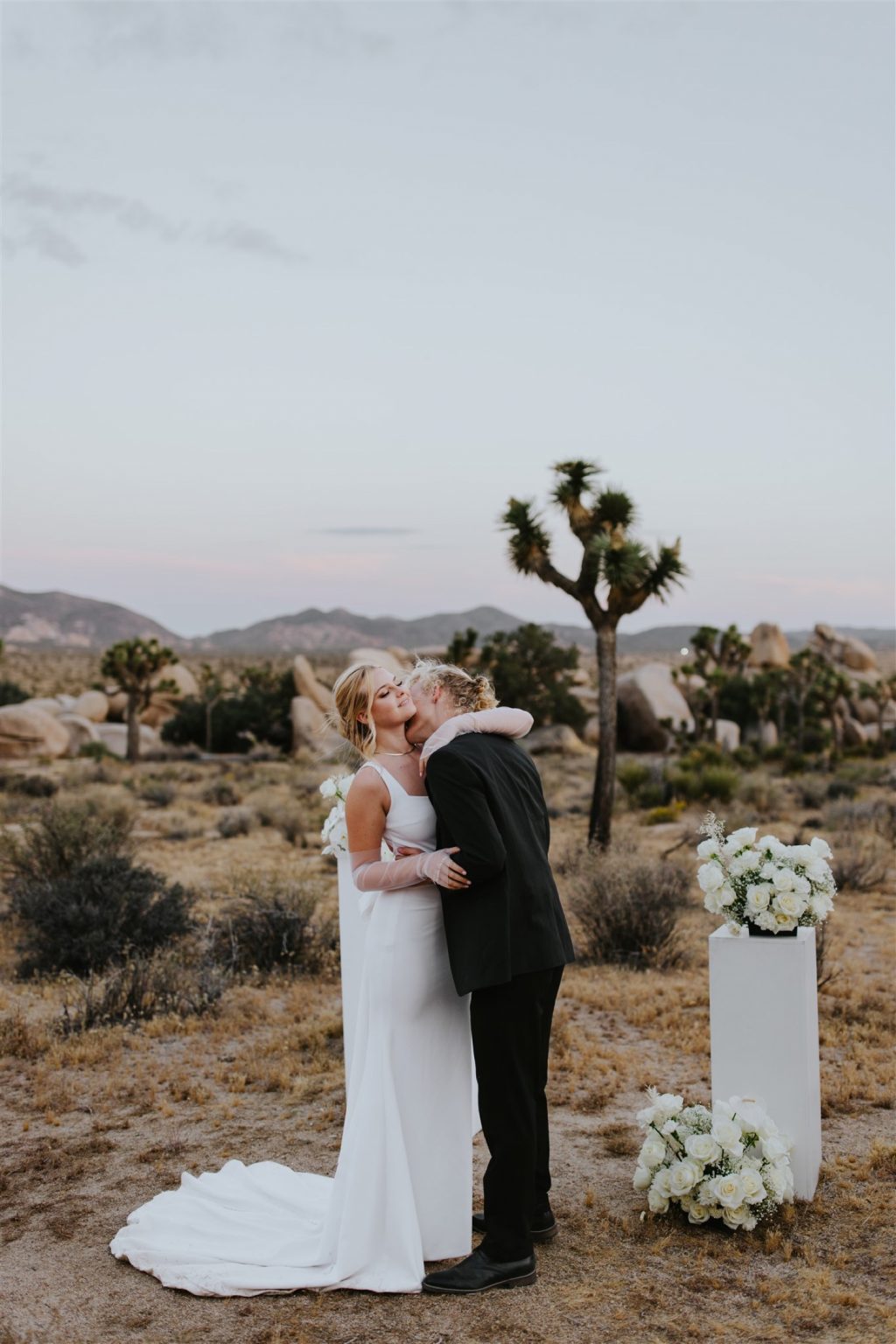 Desert Elopements: 8 Most Scenic Joshua Tree Wedding Locations